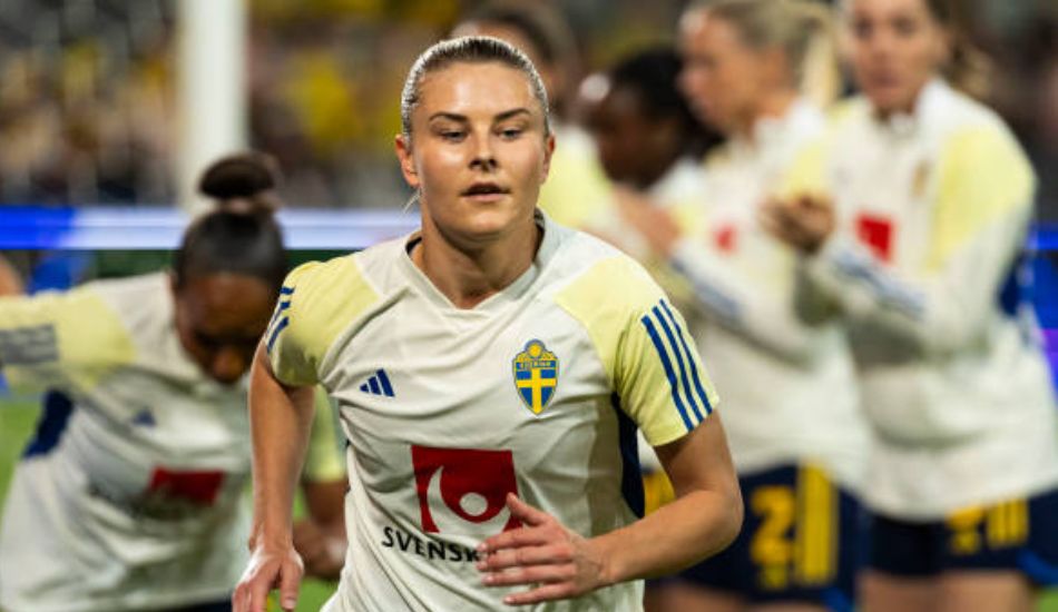 Amanda Waring: Actress, and Daughter of Dorothy Tutin